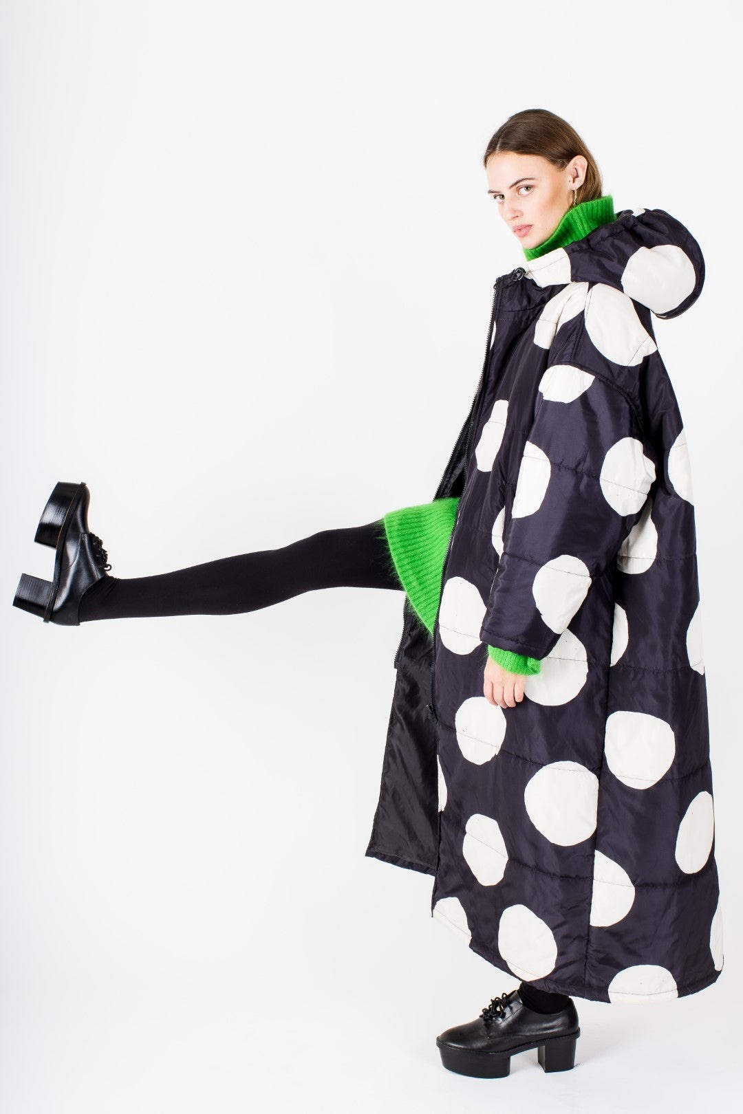 SITTINGSUITS - Brands | showUP